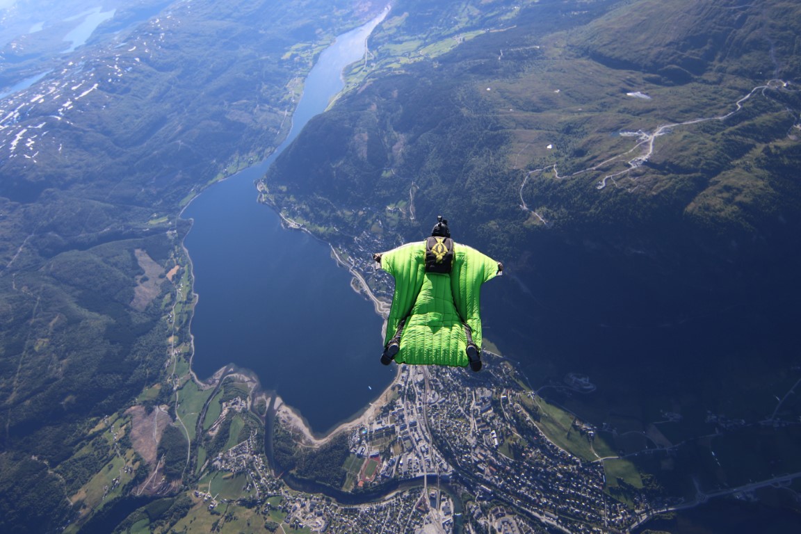 Wingsuit Flying Quiz: Test Your Knowledge on Flying Like a Bird ...